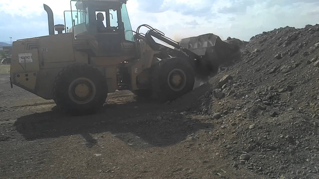 Case 721C XT - YouTube