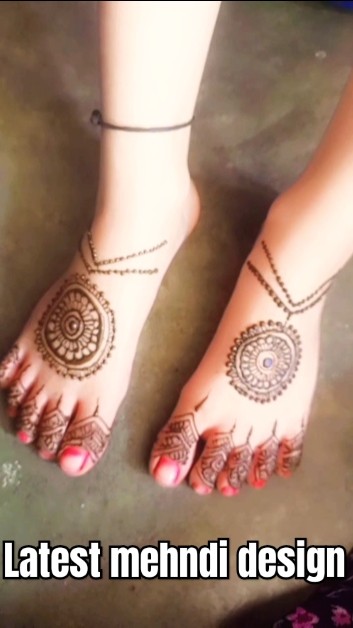 Pairo me easy mehndi design#youtube #youtubeshorts #youtubevideos# ...