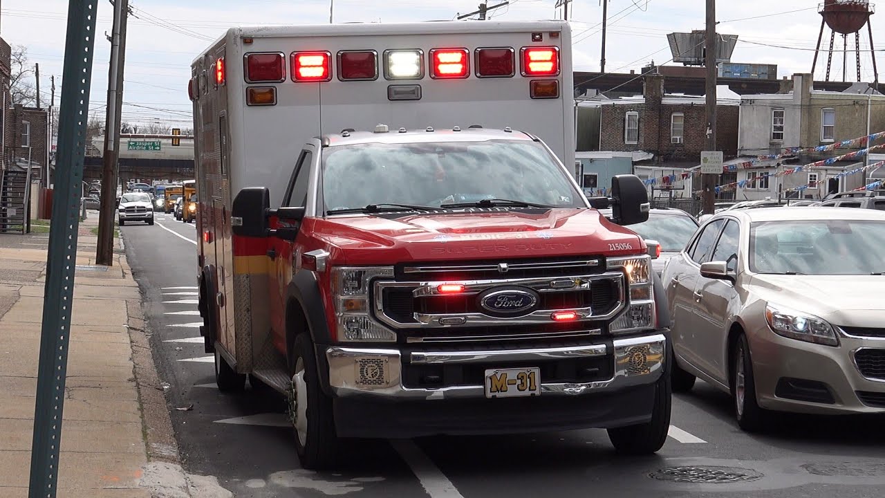 Philadelphia Fire Department Medic 31 Responding - YouTube