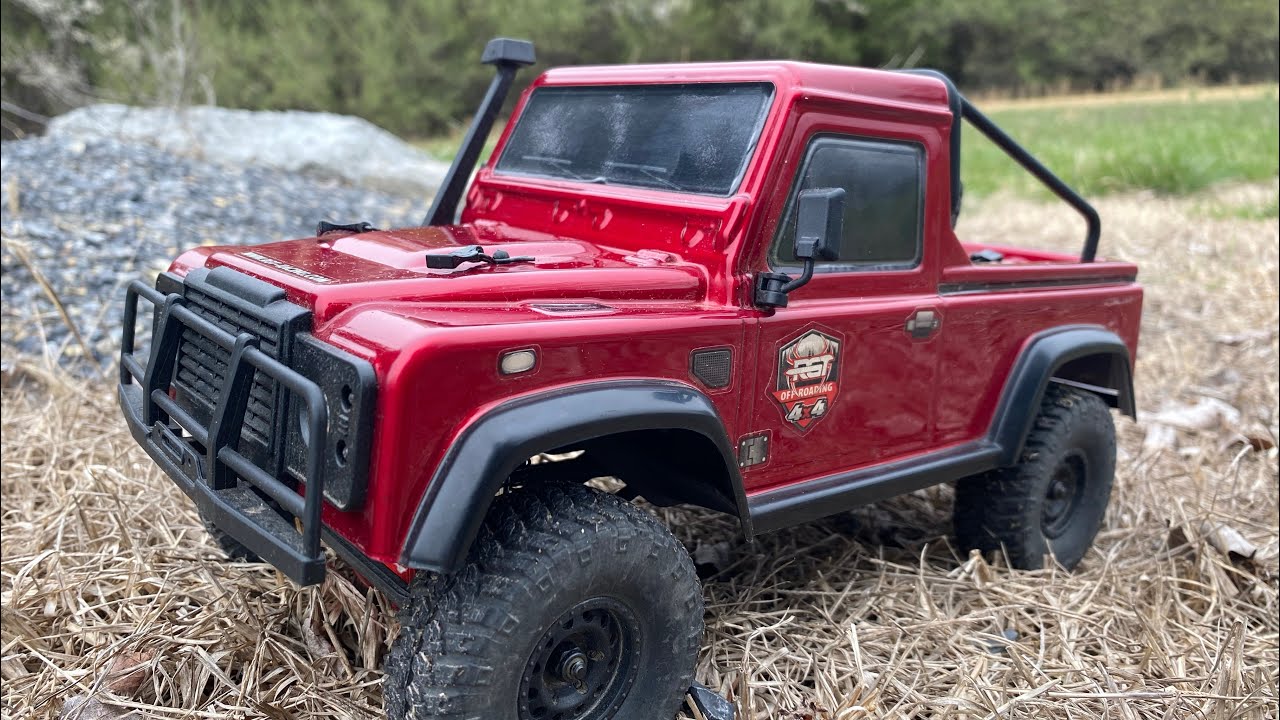 RGT 136161 1/16 scale 4x4 crawling logs on the trail - YouTube