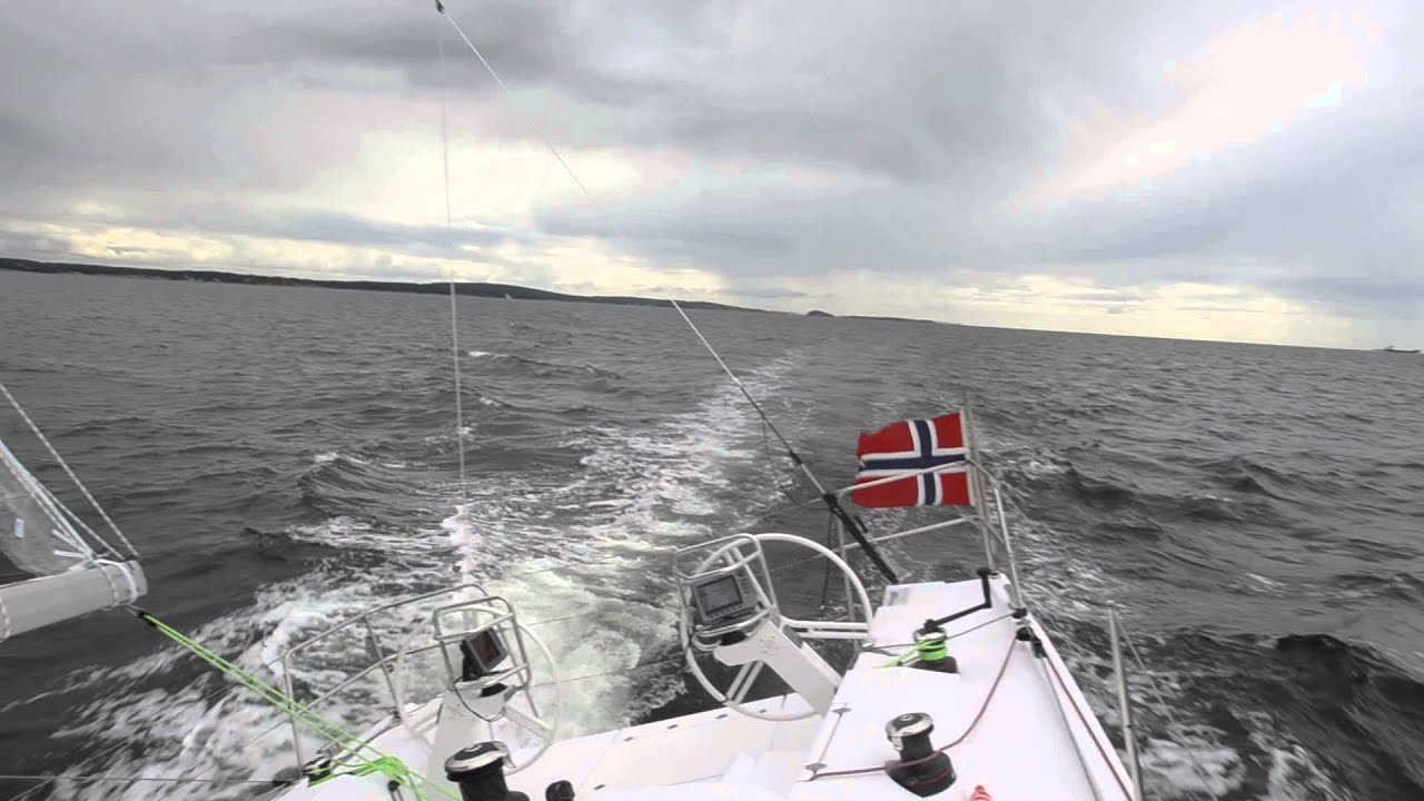 Elan 400 Gullholmen - YouTube