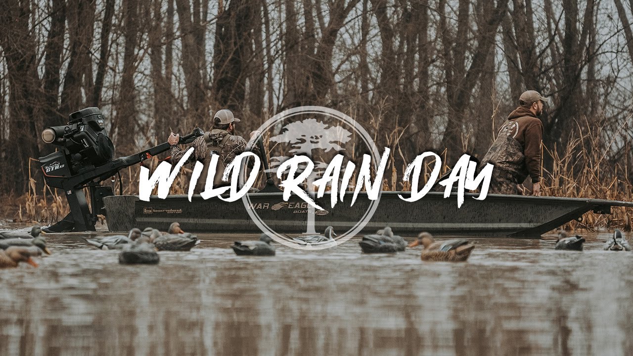 Duck Hunting- Hunting Ducks in the Rain on a Thaw! - YouTube