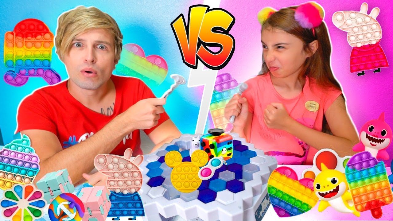 BATALHA VALENDO FIDGET TOYS PAI vs FILHA! Quem é o melhor? - YouTube
