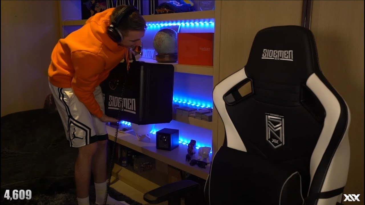 Miniminter's GOLD PS5 Experiment - YouTube