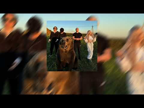 BAZA music - Русская душа + текст ( бескрайняя тайга окутала меня )