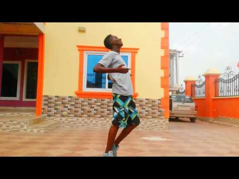 ALLO MAADJOA AND ALLO DANNY DANCE TO FOCUS BY WISA