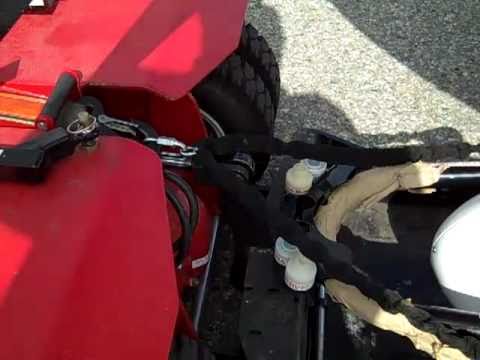Towing Diamond DA40 - Capture & Disconnect With Lektro Tug - YouTube