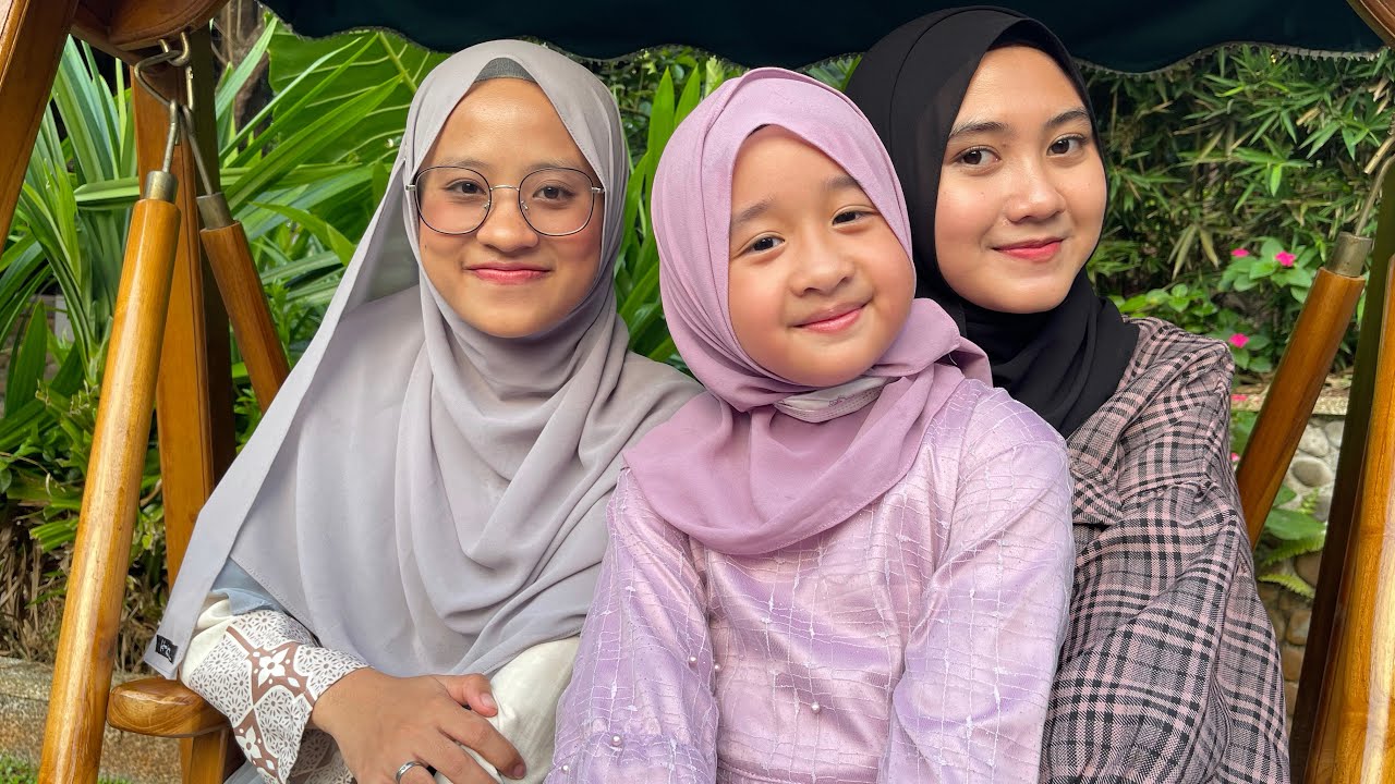AISHWA NAHLA FT AI KHADIJAH & ALFINA NINDIYANI - MEDLEY SHOLAWAT - YouTube