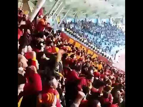 YILLARDIR SENİNLE GELDIK HER YERE KONYAY'A GAZIANTEP'E