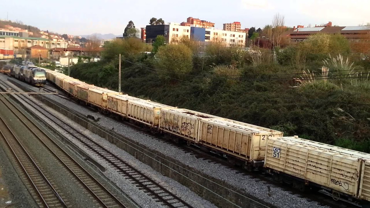 Feve Mercancias 1652+1666 con contenedores de Arenero - YouTube