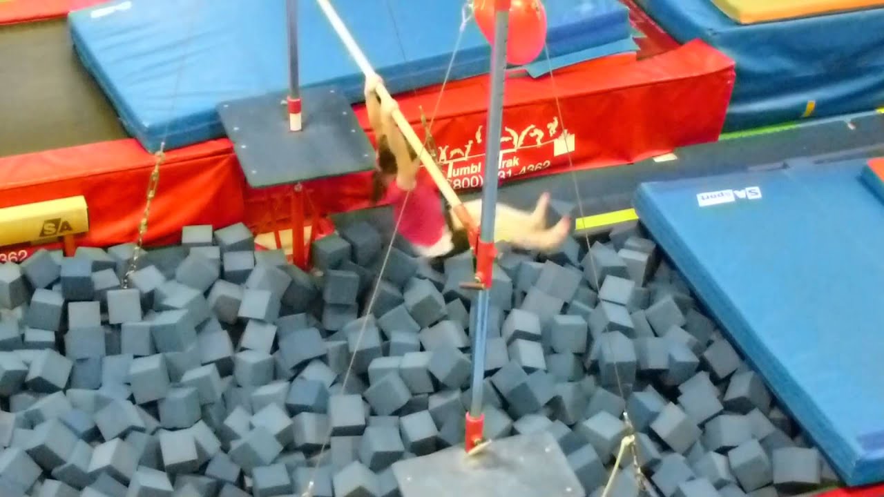 Mackenzie's Gymnastics Class 1 - YouTube