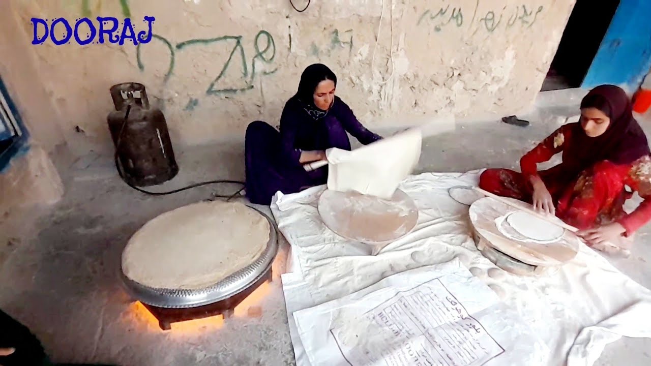 Baking the world's thinnest bread by village women - YouTube