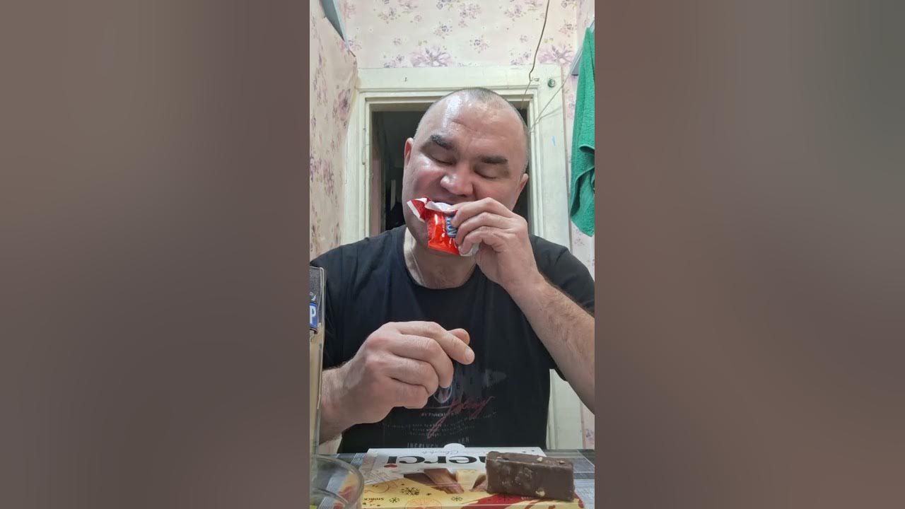 МУКБАНГ/ЧАЙ С ВКУСНЯШКАМИ - YouTube