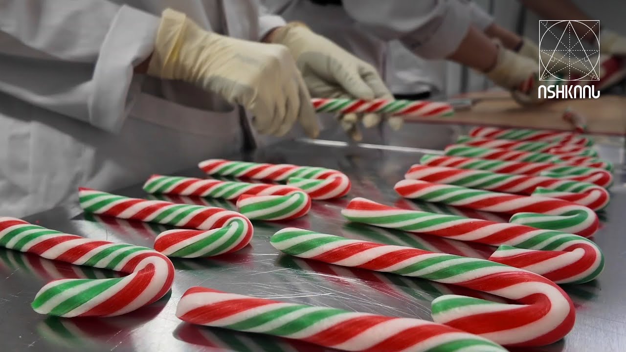 DIY Classic Candy Cane Recipe 🍭 | Homemade Minty Green & Red Holiday ...