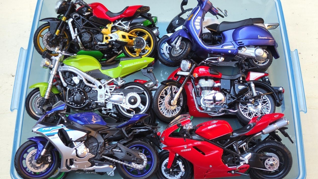 Die cast Metal Scale Model Motorcycle 1/12 | Ducati 1198, Mv Agusta ...