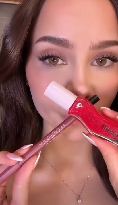 Found the best lip combo😍omg💋(lip combo)(makeup)(viral)(lipgloss)#shorts #makeuptips - YouTube