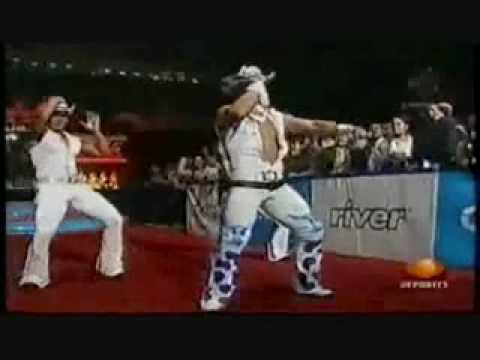 Intocable AAA Entrance - YouTube