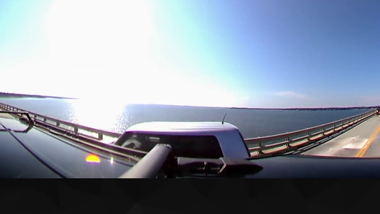 Crossing the Robert O. Norris Bridge in 360° - YouTube