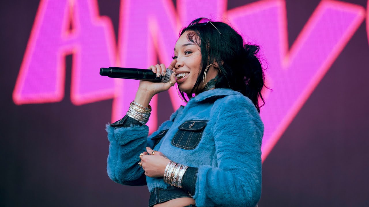 Anycia LIVE @ Rolling Loud Miami 2024 [FULL SET] - YouTube