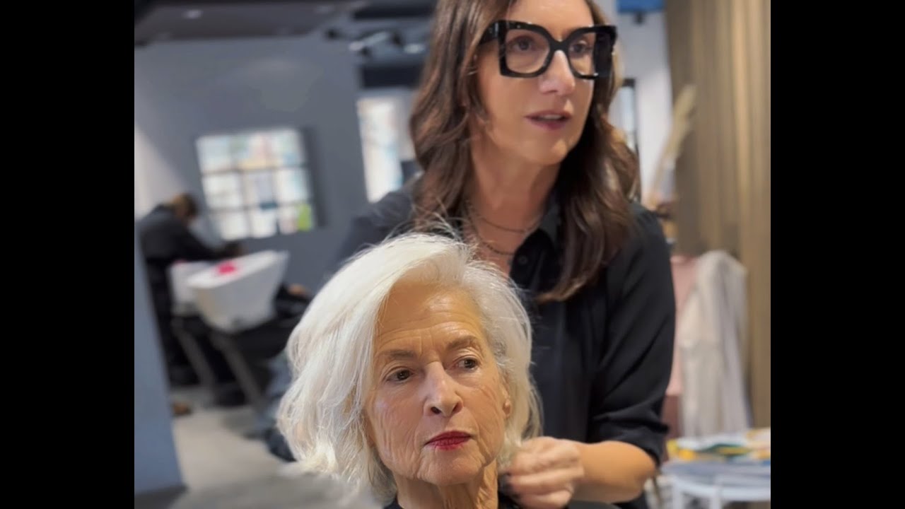 AGELESS: ecco come magnificare un capello ingiallito, renderlo bianco e ...