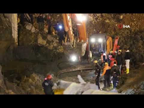 İzmir'deki göçük faciasında ulaşılan ikinci işçinin cansız bedeni enkazdan çıkarıldı