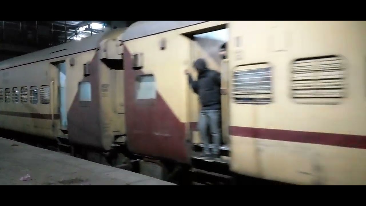 14316 New Delhi- Bareilly Intercity Express Arrived its Destination ...