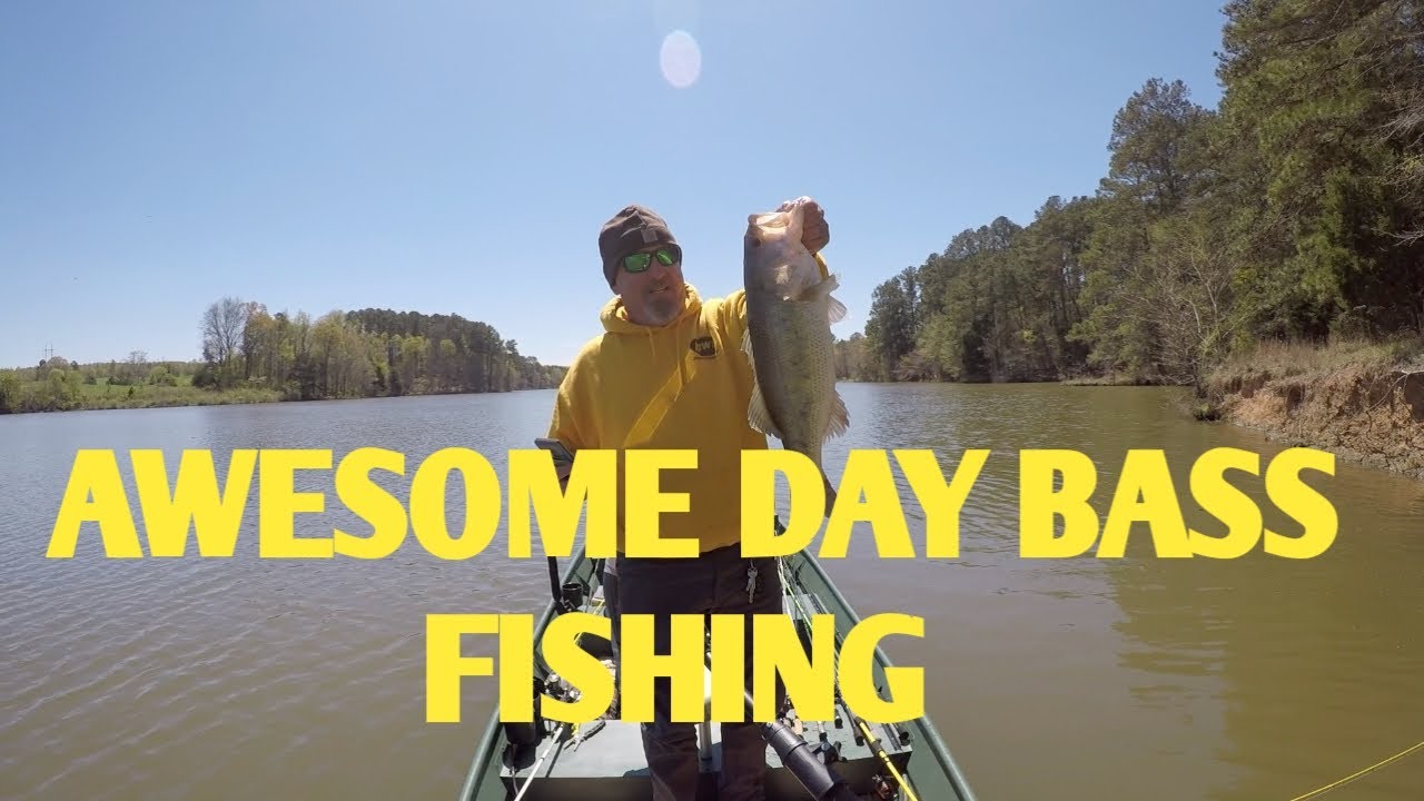 Awesome day Bass fishing - YouTube