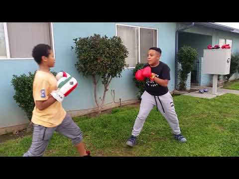 Kids fighing