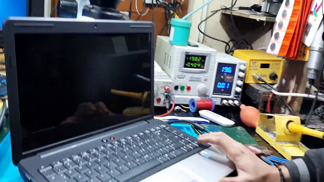 Compaq cq40 no display problem solution step by step - YouTube