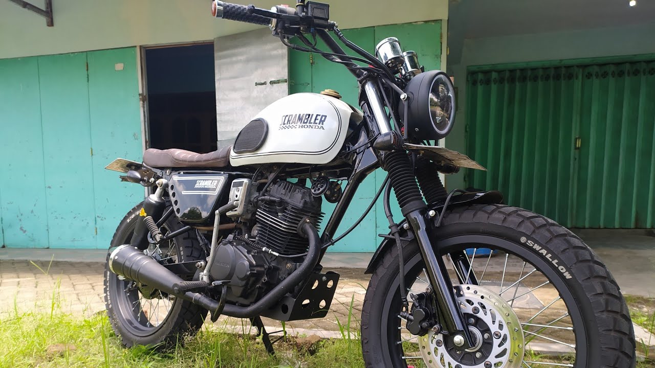 REVIEW MOTOR CUSTOM BASIC MEGA PRO - YouTube