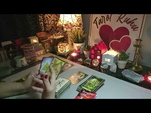 Aklımdaki Kişi❤ Nedir Bu Sessizlik? Nedir Bu Durgunluk? Ne bu Hava Civa ? Senin Havan Kime ? 😆😆😆