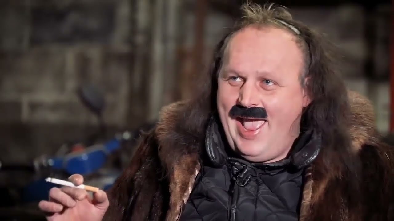 #11 Adam Mechanik - Sylwester u Adama - YouTube