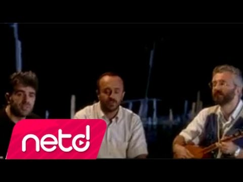 Aydın Öztürk - Bir Sevgi Kırılmasıydı
