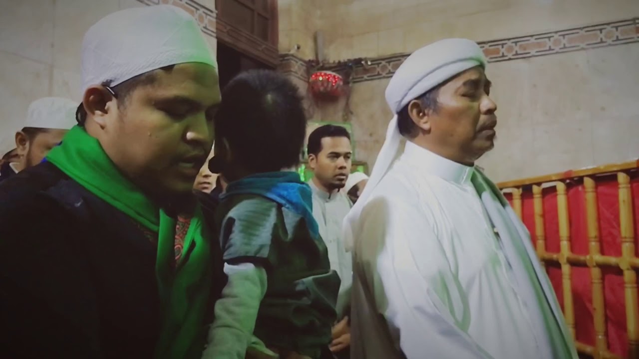 Maulid @ Ahmad Al-Badawi Mosque - YouTube