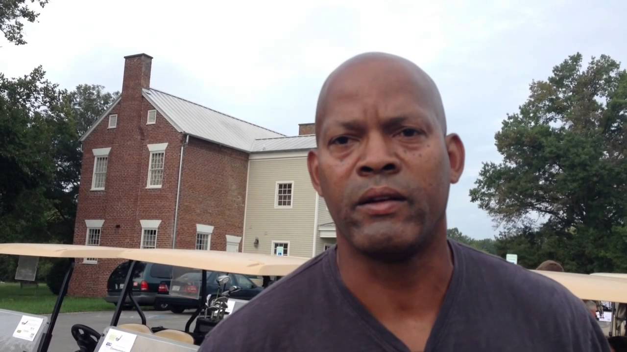 UT basketball legend Dale Ellis talks Donnie Tyndall - YouTube