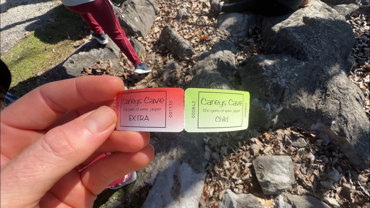 A Trip to Wee Jasper Caves - YouTube