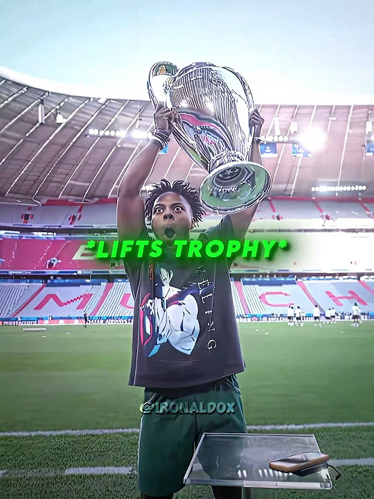 iShowSpeed Accidentally Lifts UCL Trophy 😂😂 - YouTube