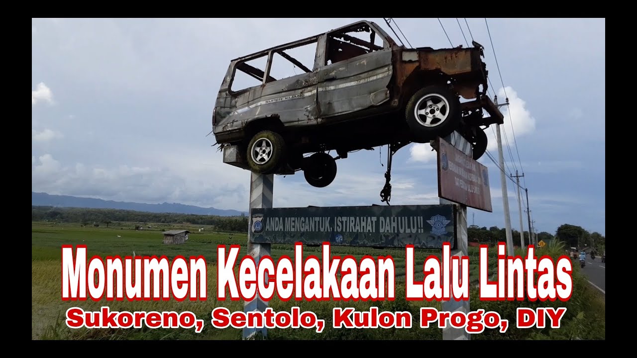 Monumen Kecelakaan Lalu Lintas - YouTube
