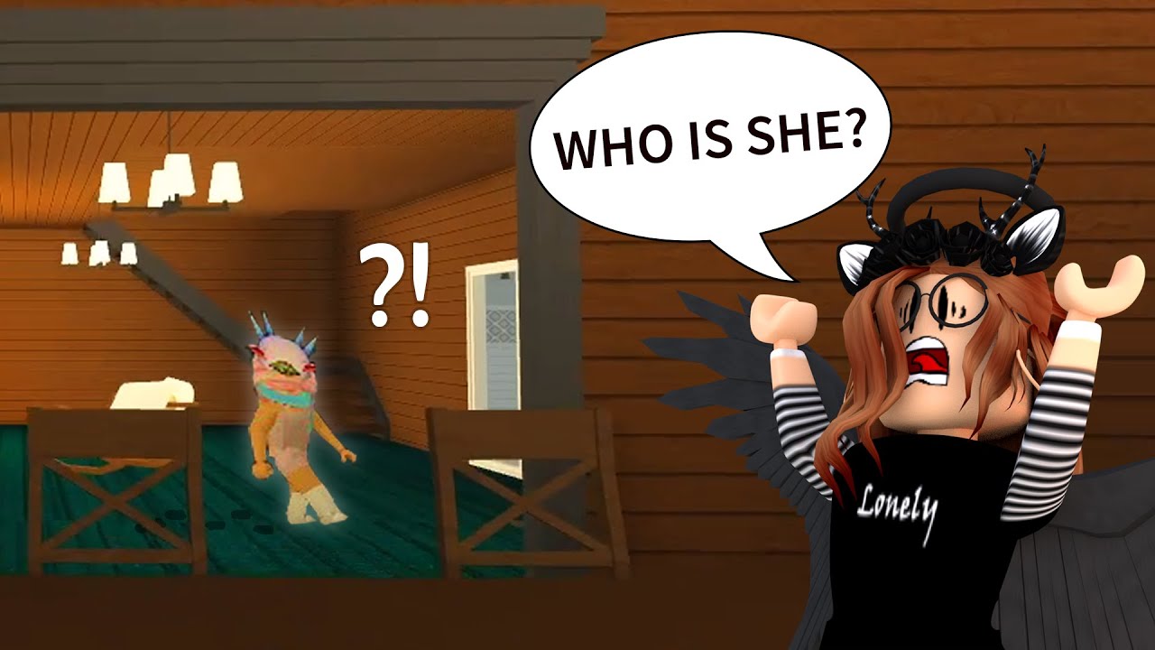 SOFIA GOT ROBBED IN BLOXBURG! | Roblox - YouTube