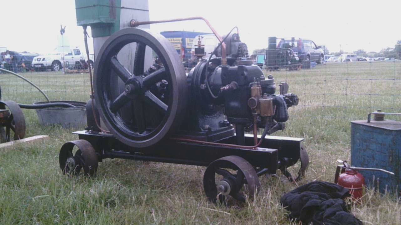 Baby Tangye Benzine engine - YouTube