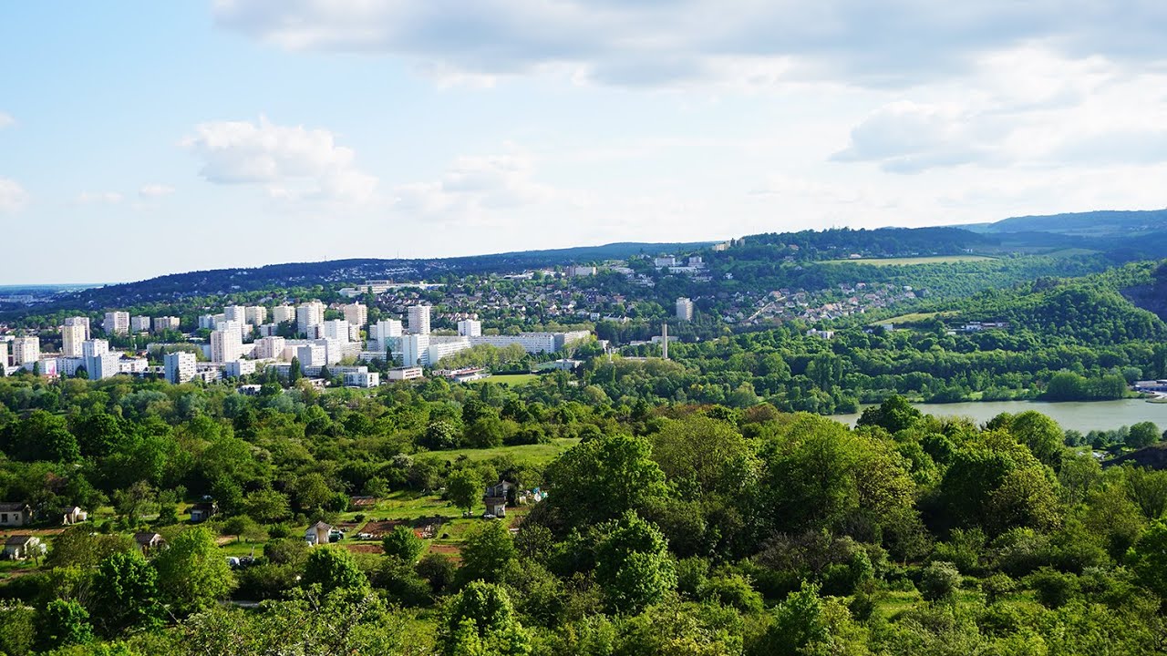 Kir Lake in France, Dijon - YouTube
