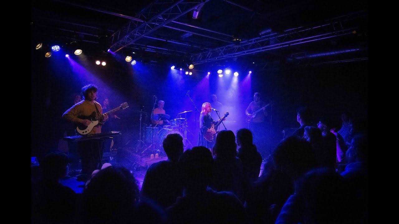 Moonloops - Album Releaseshow - Aftermovie - YouTube