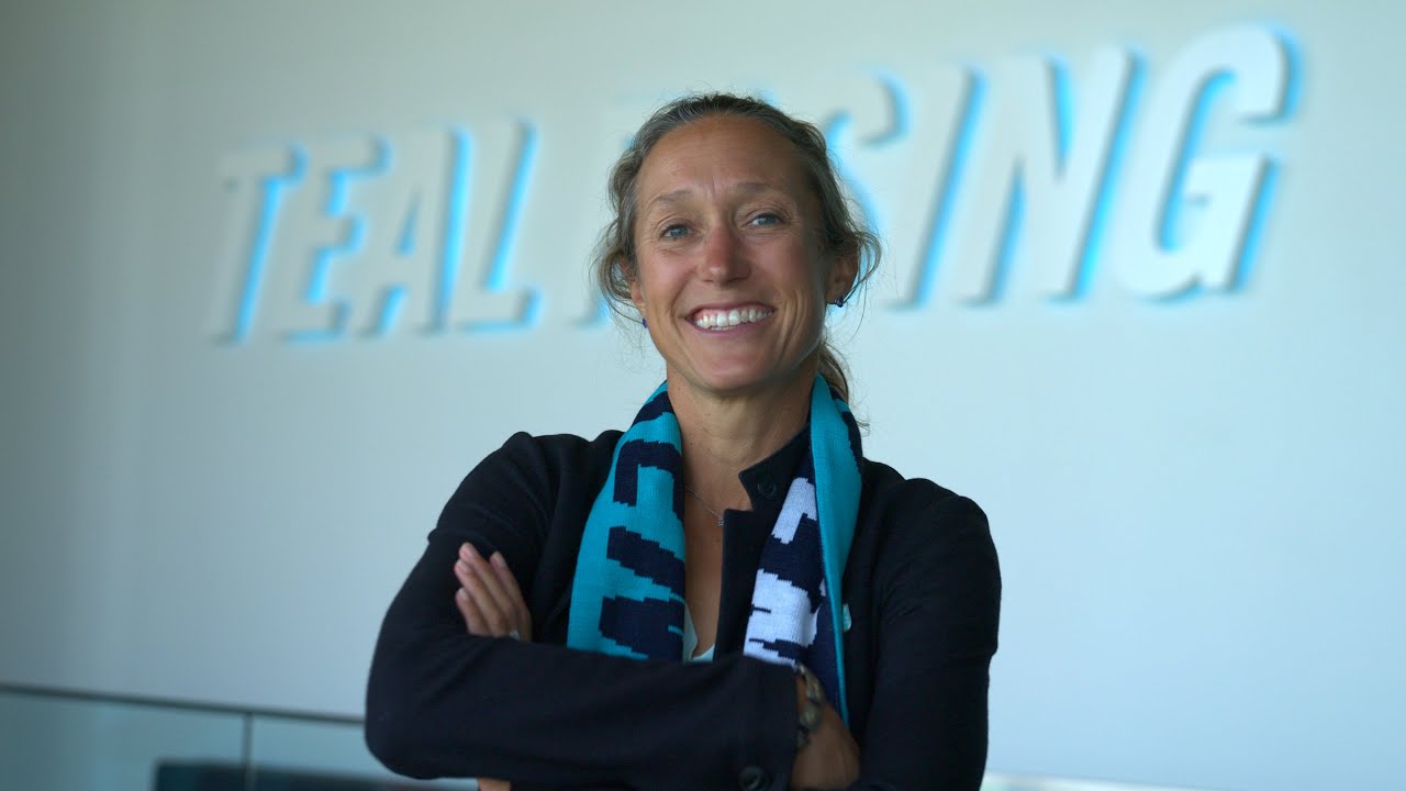 2022 WOMEN'S BEST XI: ANGIE LONG - YouTube