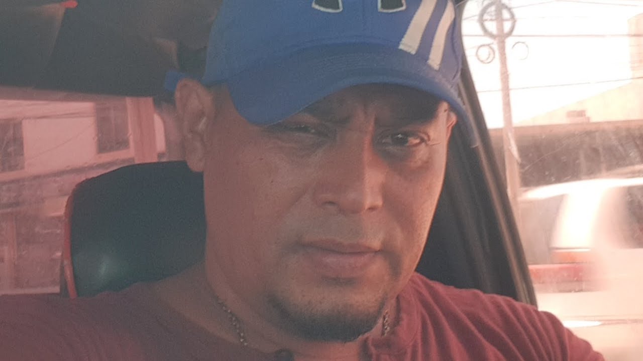 esto esta complicado La que Graba a Don Blas no le saca historias ...