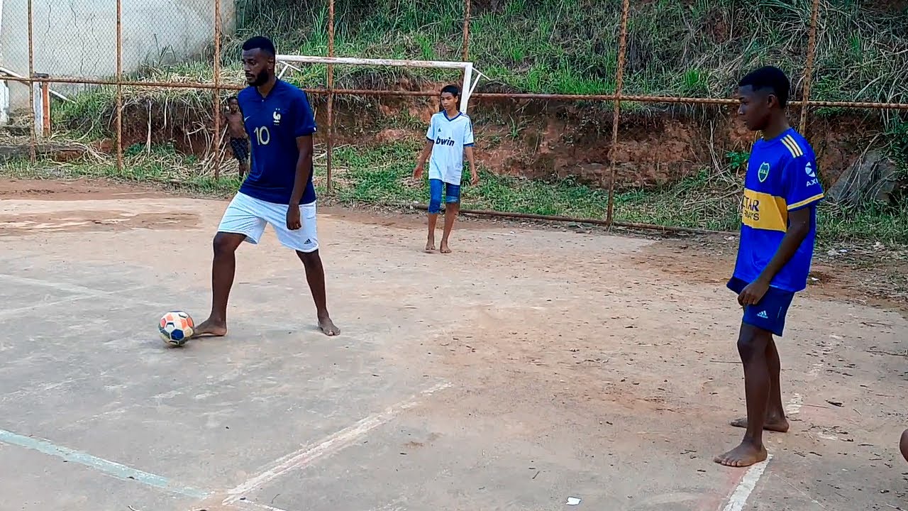 Futebol de rua - Mbappe, Neymar e Messi da VÁRZEA - YouTube