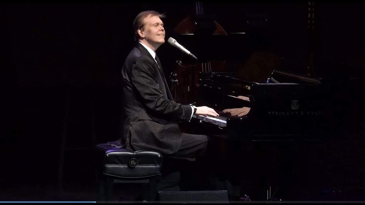 Alex Leonard "Teach Me Tonight" Live at Rose Hall, Lincoln Center - YouTube