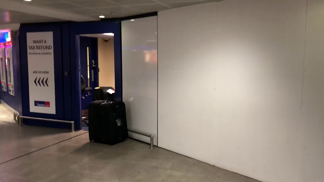 Manchester Airport Terminal 1 Arrivals Hall - YouTube