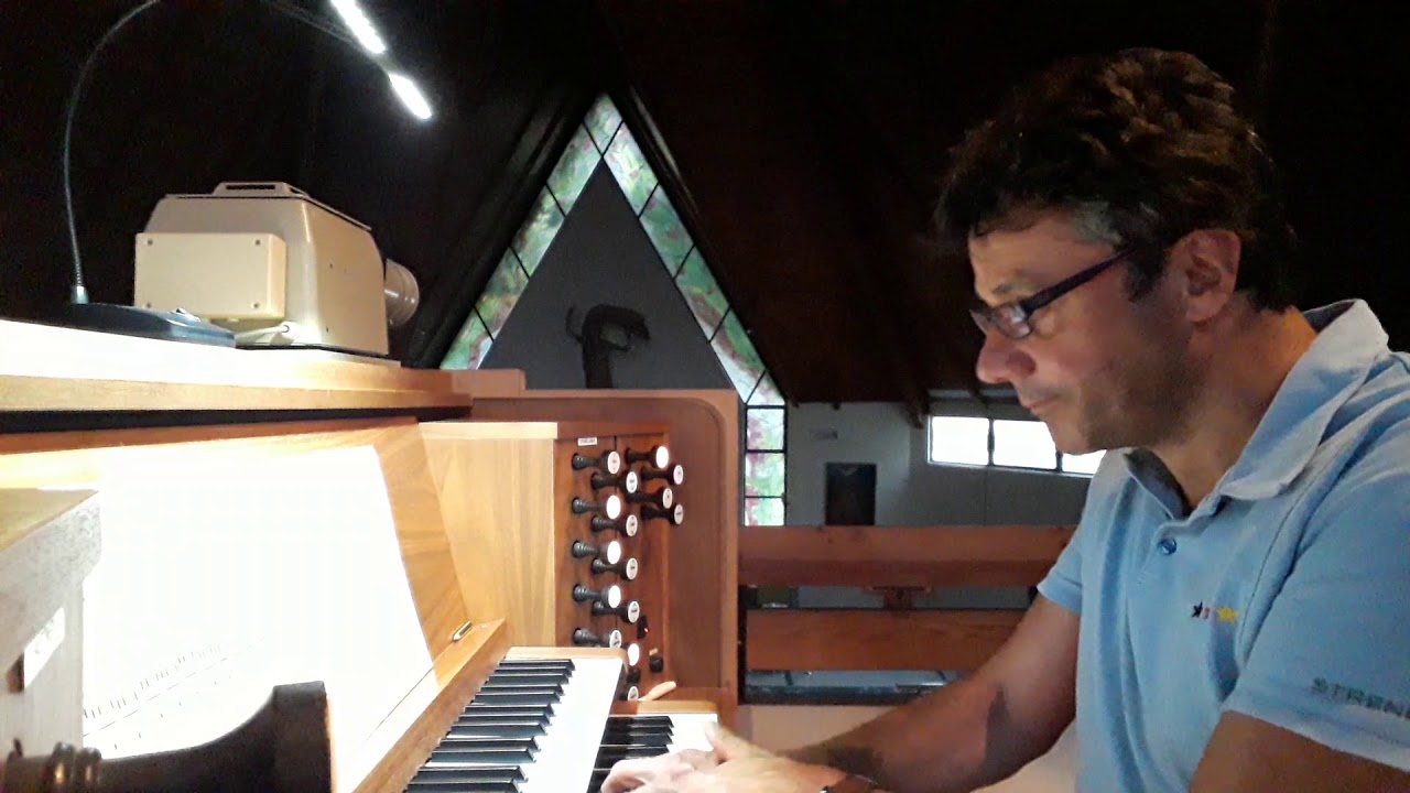 Flor Peeters Choralvorspiel Grosser Gott - YouTube