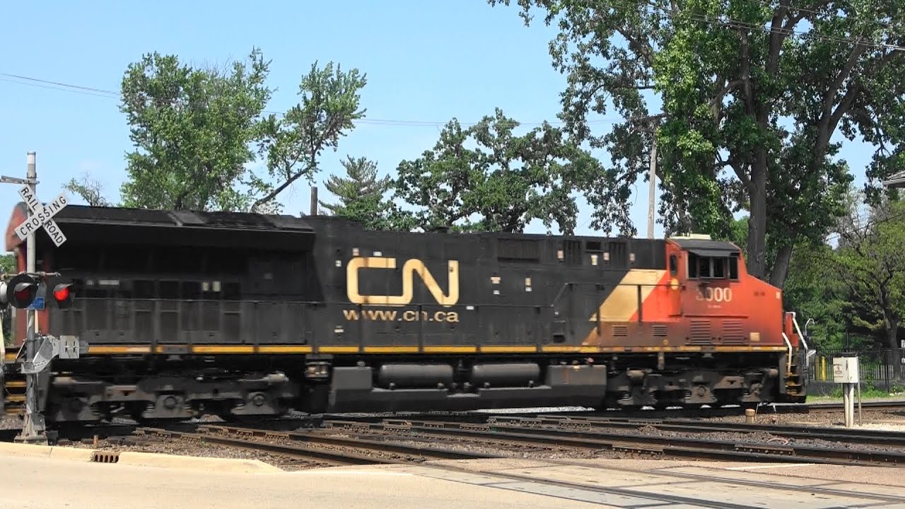 CN 3000 Leads a Freight, West Chicago, IL 6/8/25 - YouTube