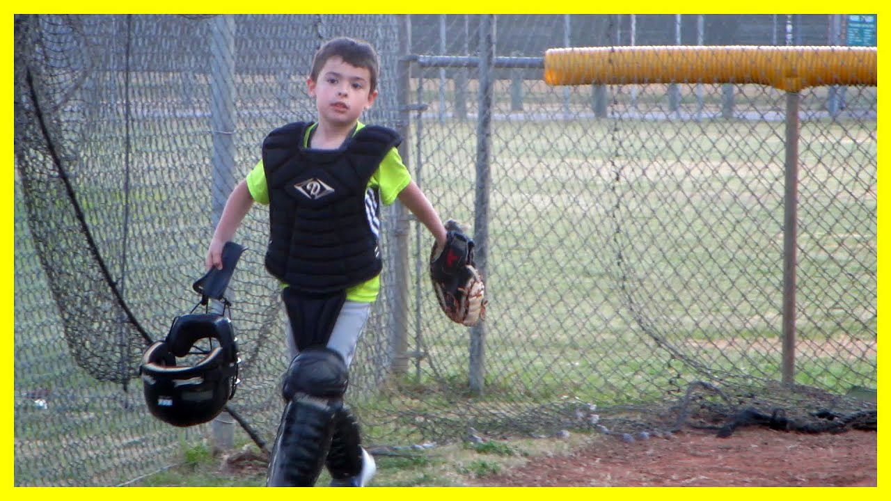 KID LEARNING TO PLAYING CATCHER | ERIKTV365 - YouTube